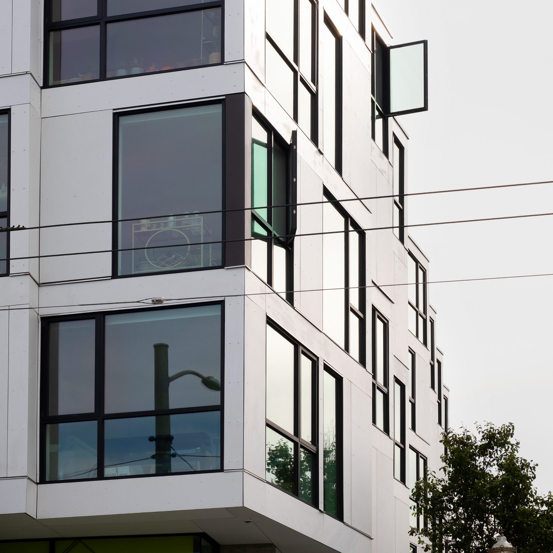 188 Octavia Boulevard | Azur